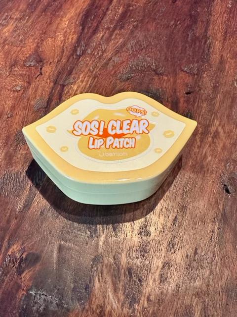 SOS! Clear Lip Patch